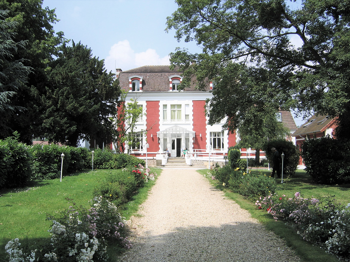 Home Castel - LA JOUVENCE CASTEL